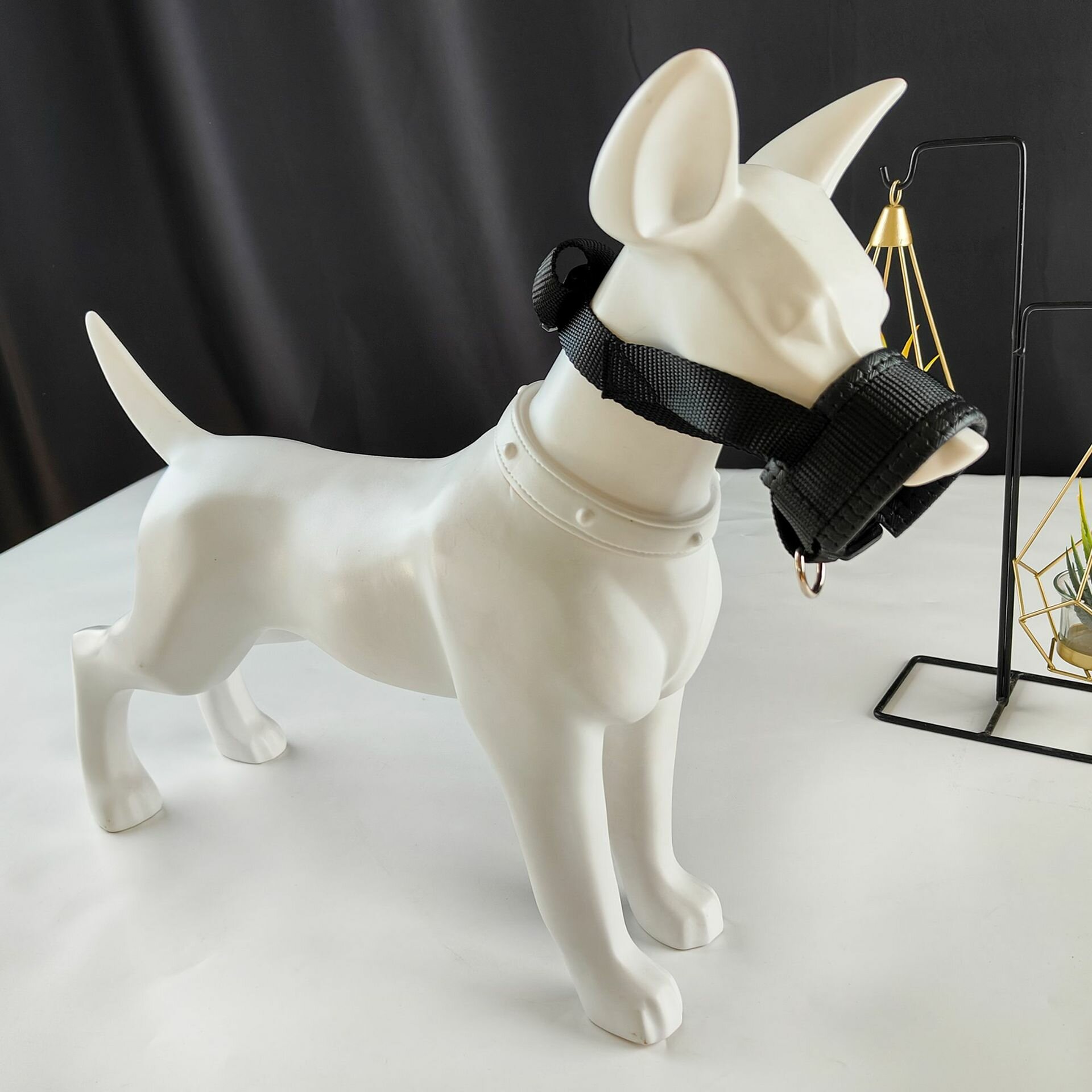 Маска для собак с защитой от укусов и лая, регулируемая, дышащая, нейлоновая, для предотвращения случайного поедания, с