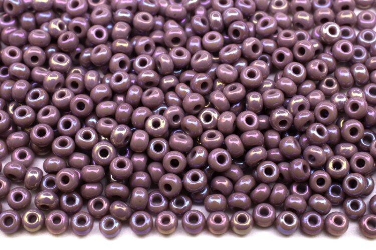 Бисер чешский PRECIOSA круглый 10/0 24020 фиолетовый непрозрачный радужный, 5 грамм