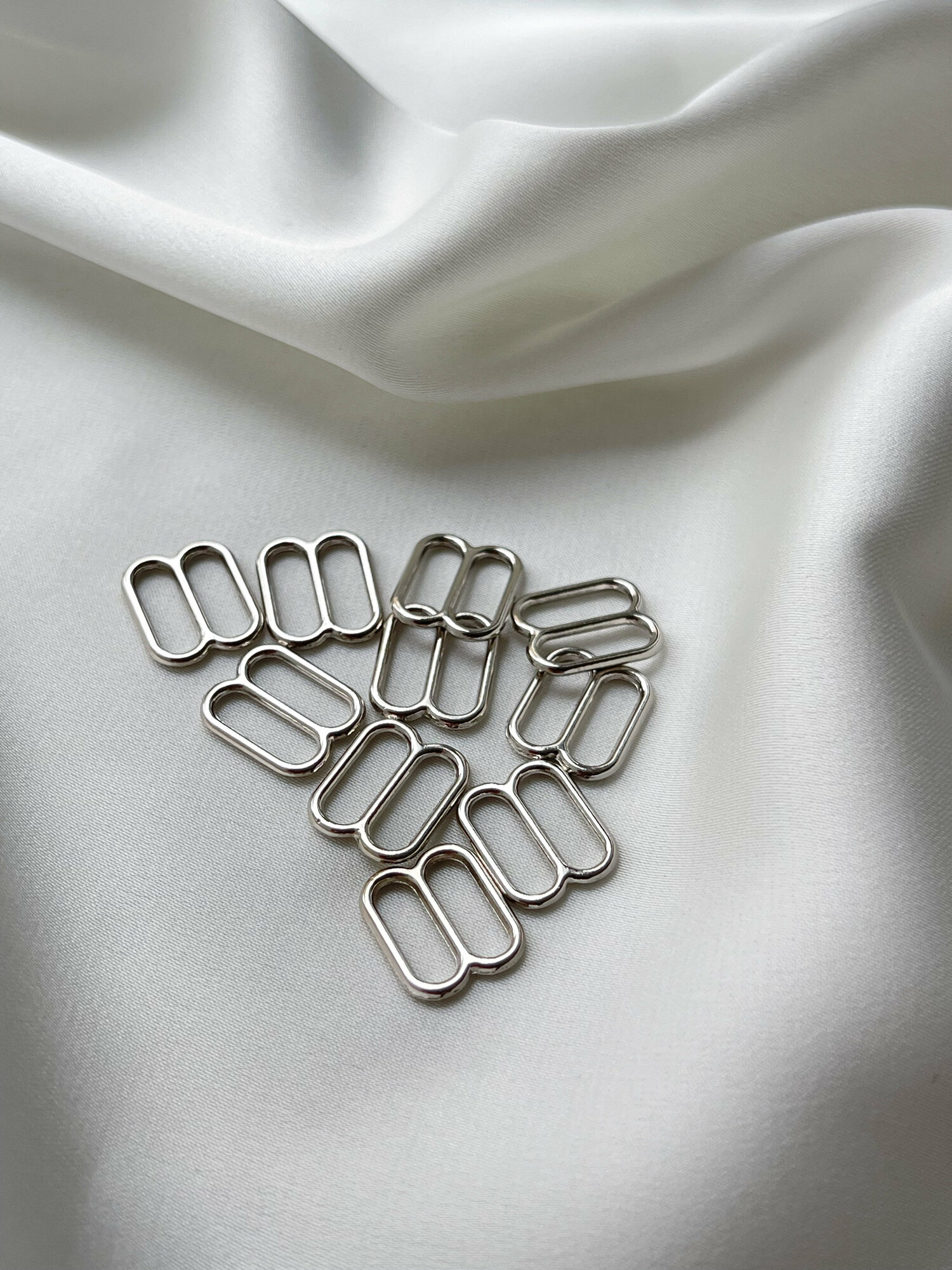 Регулятор металлический серебряный 10 мм для пошива нижнего белья/бюстгальтеров