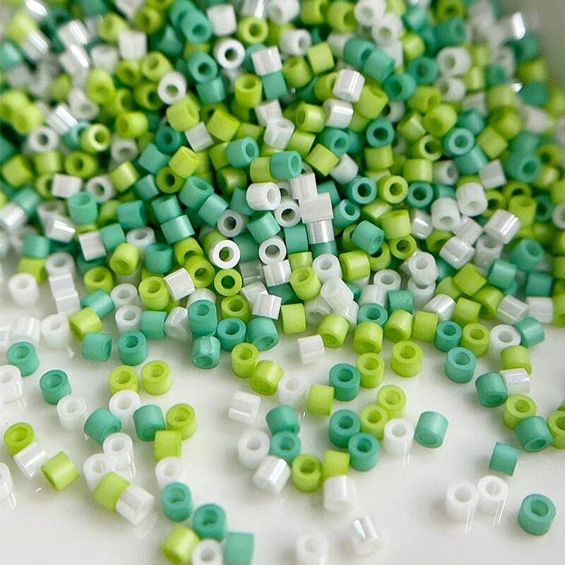Матовые стеклянные бусины MKY DB 1,3x1,6 мм 1000 шт Изумрудный, 03