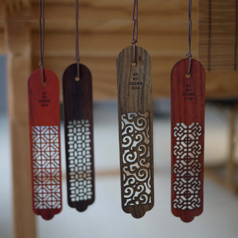 Закладка "Сафлоровая груша", красное дерево, ручная работа