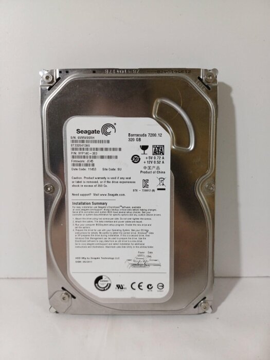 Жесткий диск 3.5" 320Gb Seagate Barracuda ST3320413AS