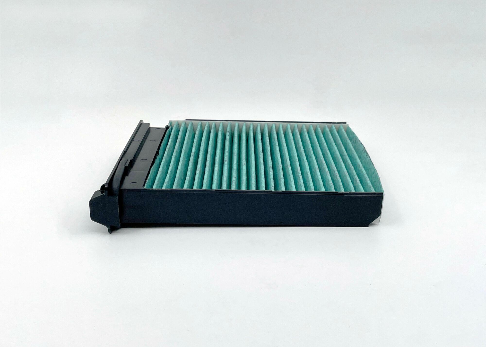 Фильтр салонный Лада Ларгус, Рено Логан 1 (антибактериальный) BIG FILTER GB9906CA / 272772132R / 272772835R / 8201153808