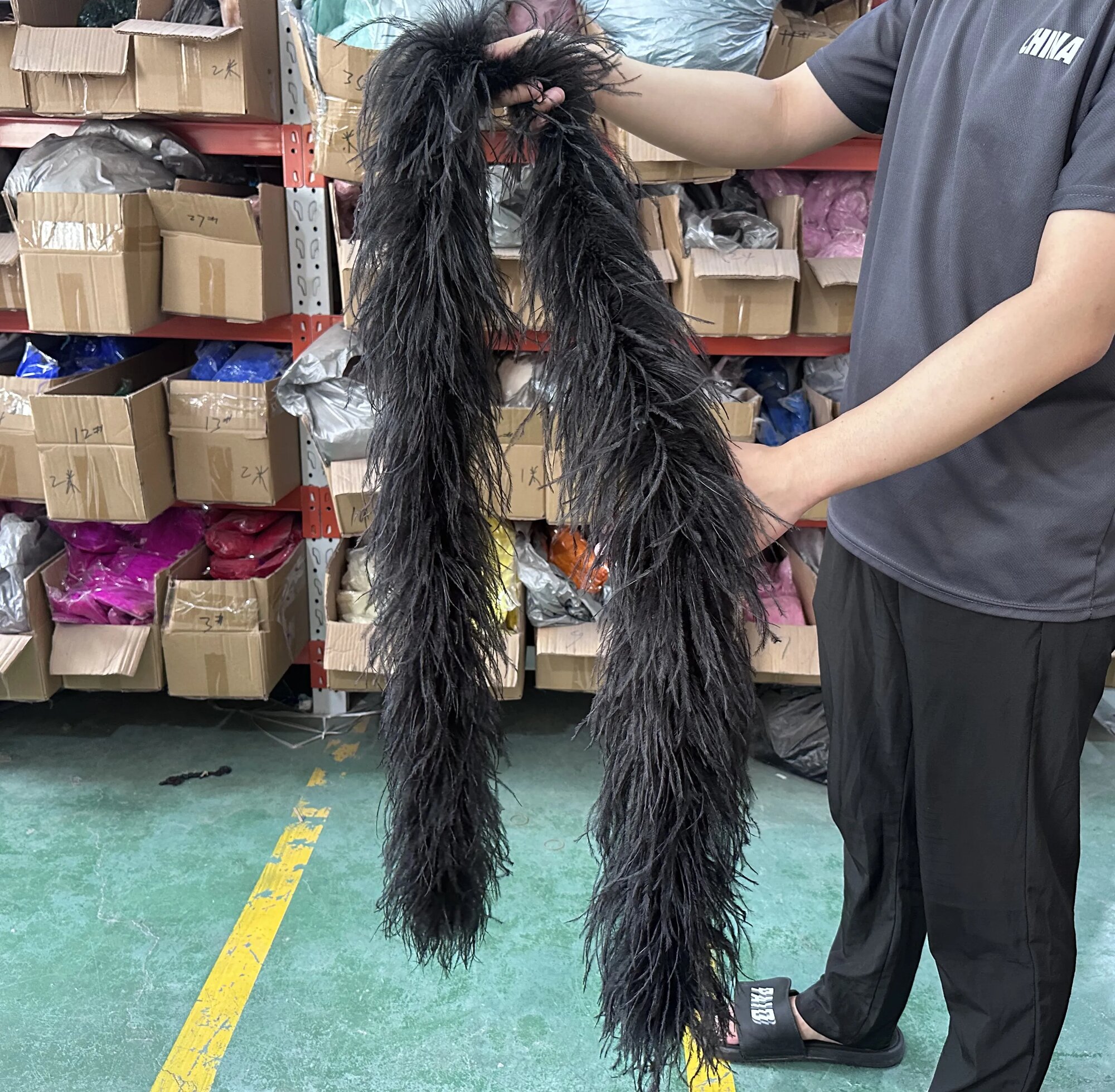 Страусиное перо боа 2 метра Черный, 4PLY, Black