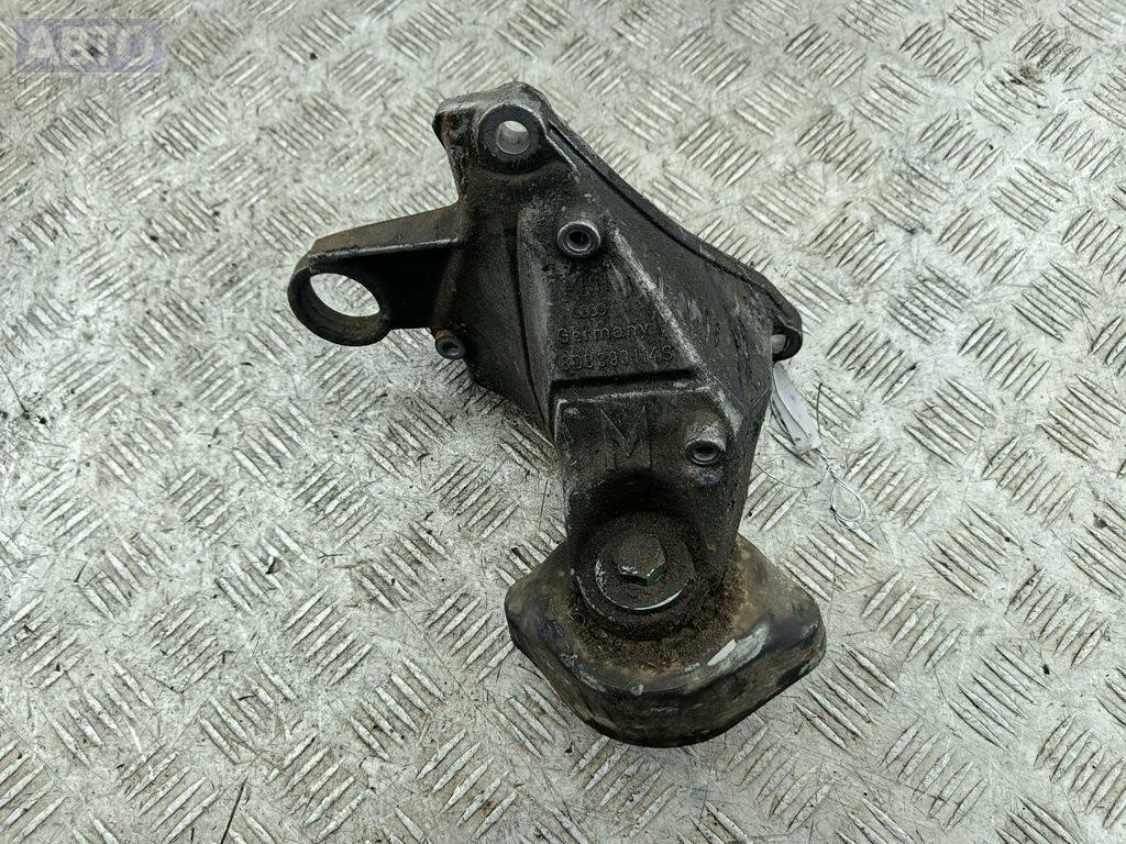 Кронштейн КПП опорный Volkswagen Passat B5