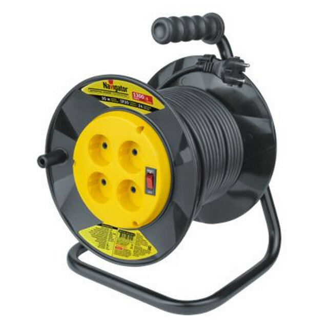 NAVIGATOR удлинитель на катушке 4 гнезда IP20 с выключателем 30 метров ПВС 2х0,75мм 6A