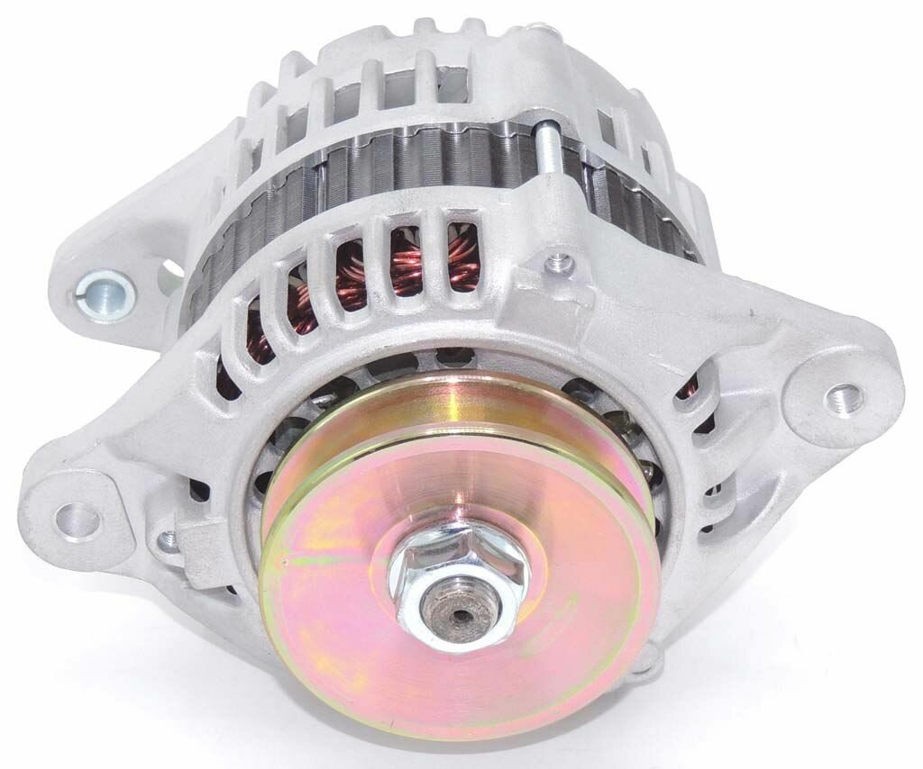 Генератор YANMAR 4TNE92/94/98, 4TNV92/94/98; KOMATSU 4D92/94/94LE/98 (12V/40A)