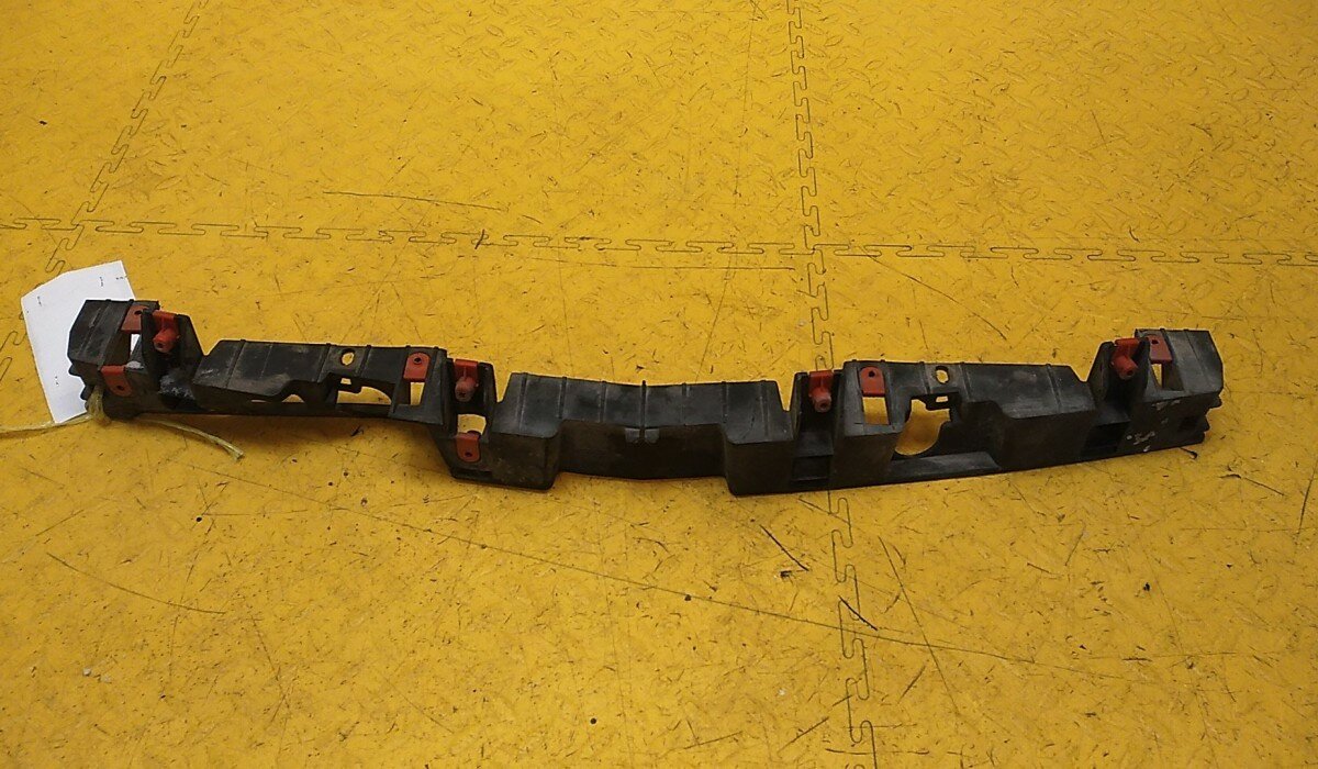 Кронштейн переднего бампера Astra J Opel 13264477