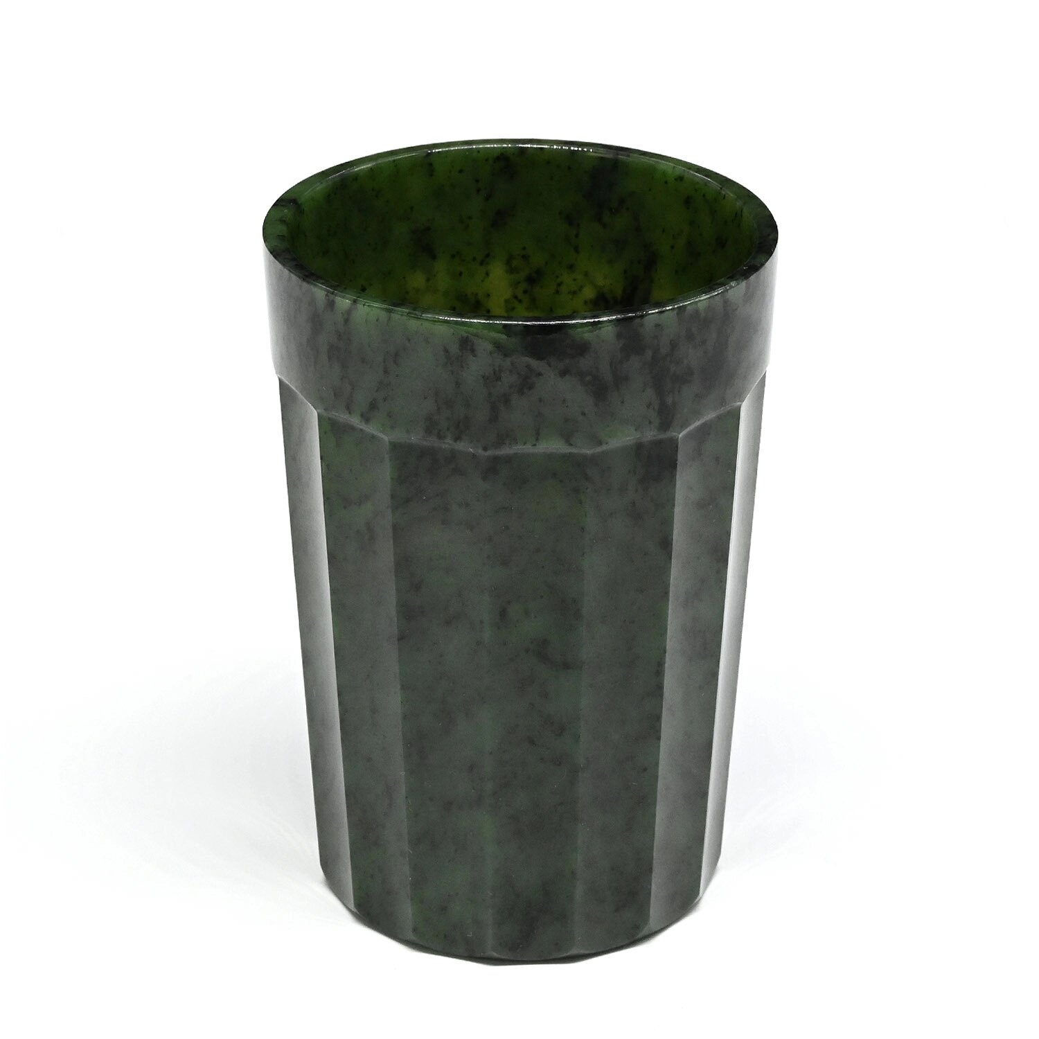 Граненый стакан из натурального камня нефрит 70*70*102мм .