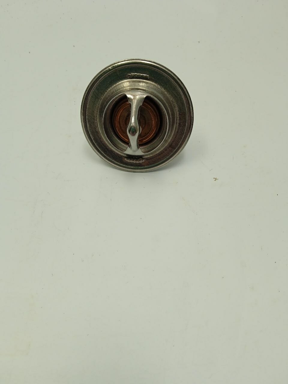 Термостат (87С) Chery Amulet — фото 1