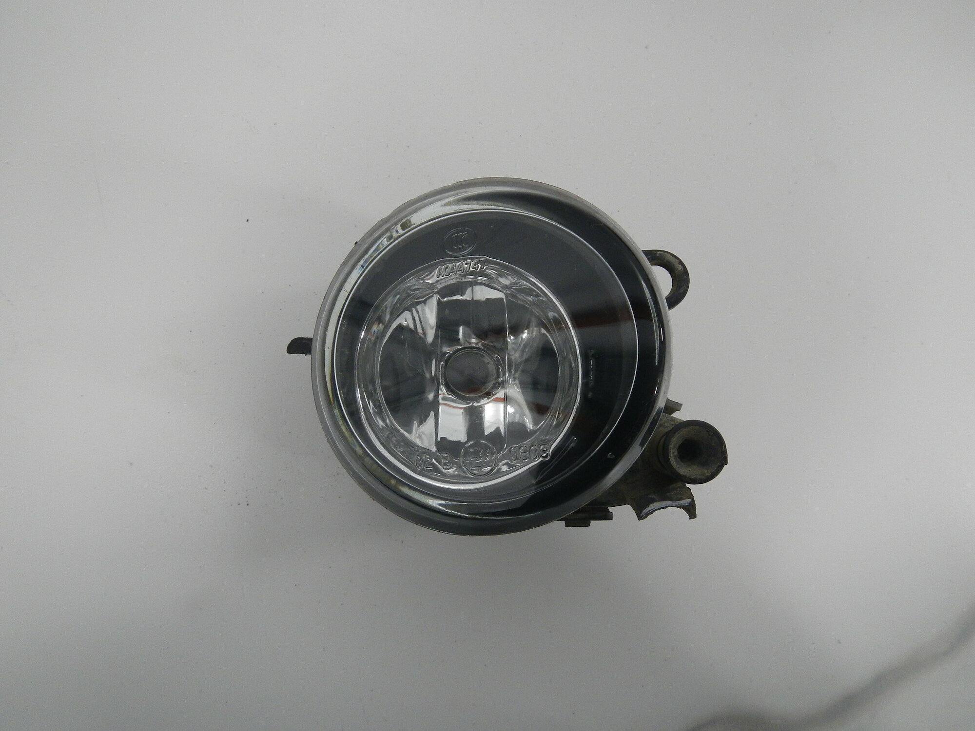 Б/У Фара противотуманная правая, Vortex (Вортекс)-TINGO (12-15) Vortex TINGO (12-15) Сломано 2 крепления, царапины. 5940...