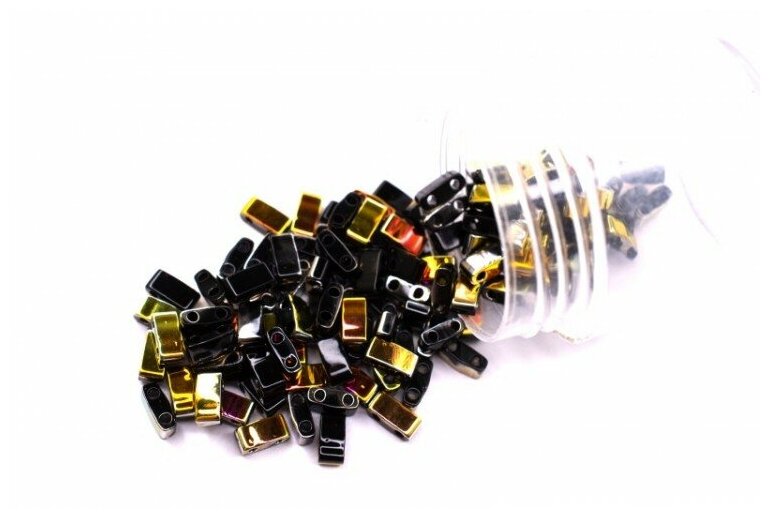 Бисер японский MIYUKI Half TILA #4560 Black/Marea, непрозрачный, 5 грамм