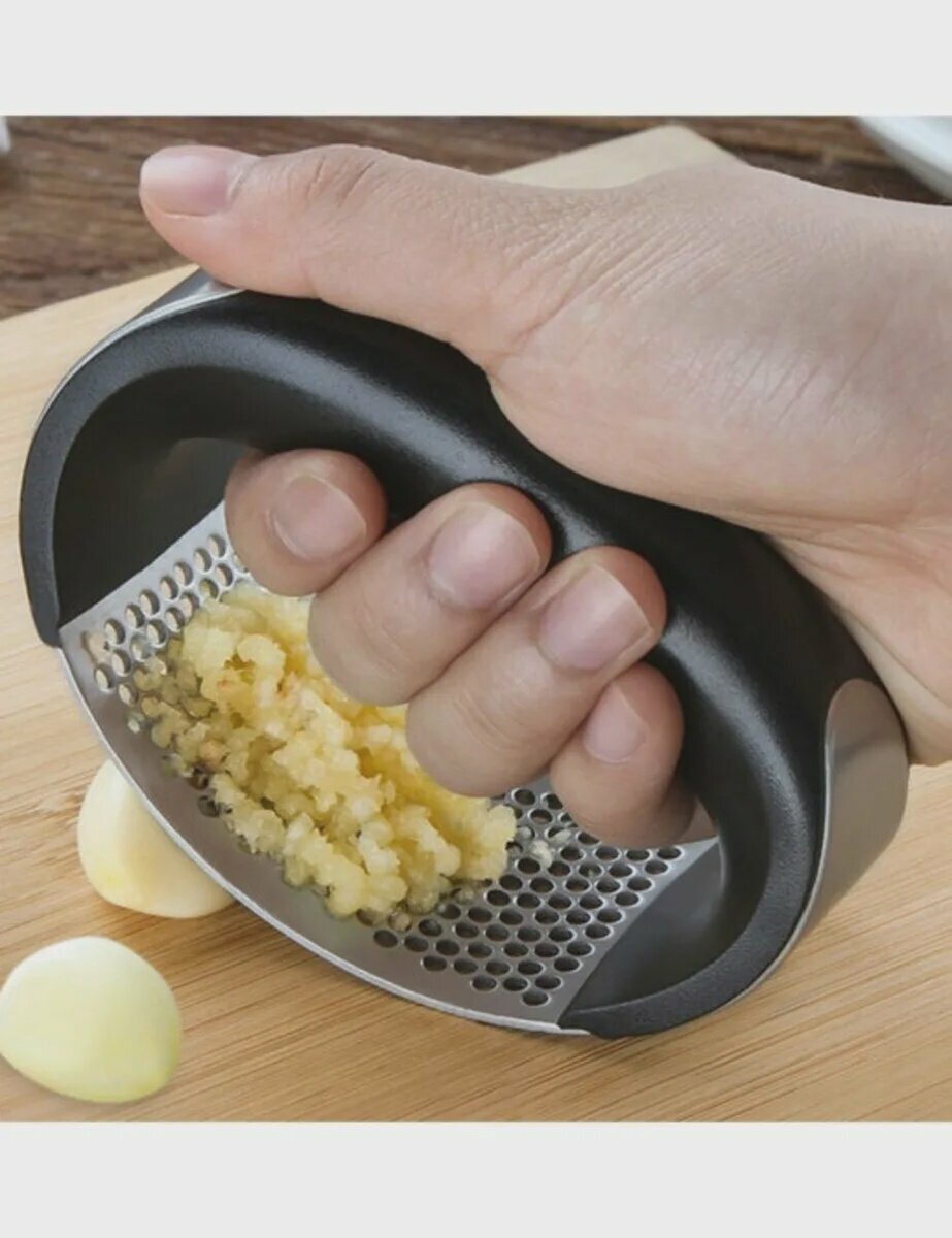 Пресс для чеснока GARLIC PRESS, пластик, использование в посудомоечной машине — фото 1