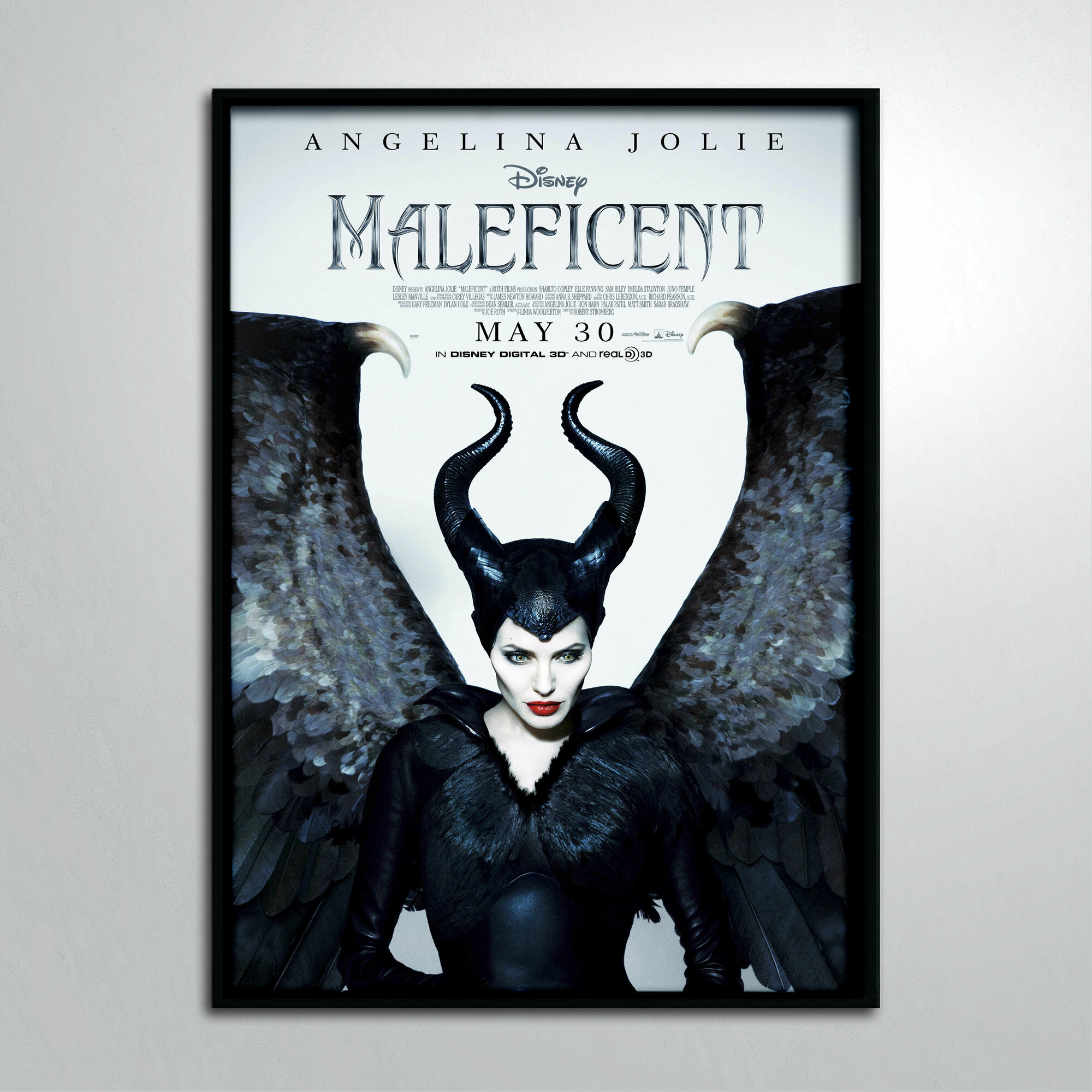 Постер без рамы/Малефисента Анджелина Джоли Крылья Maleficent