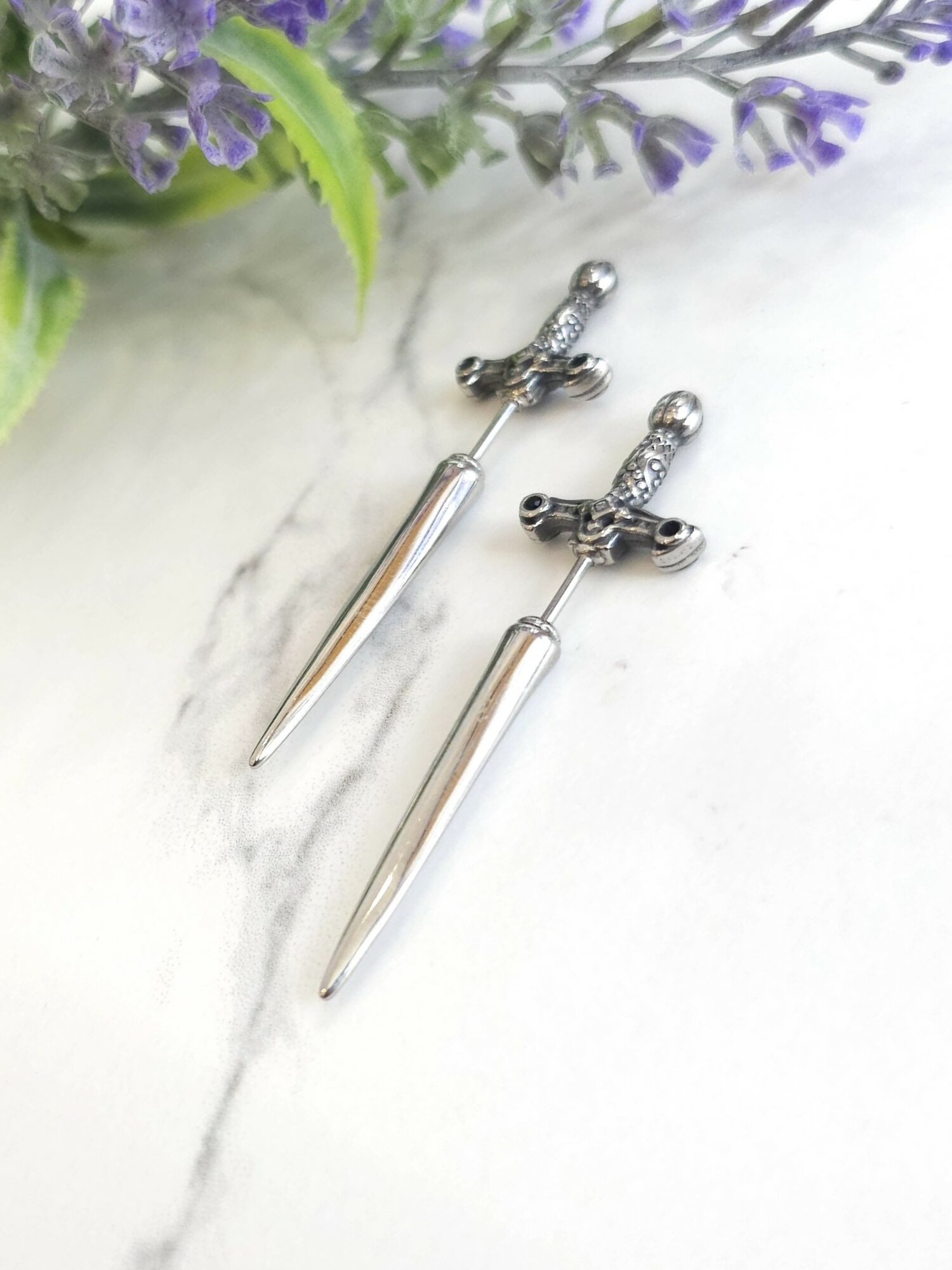 Комплект серег, славянский оберег, искусственный камень, фианит, металл