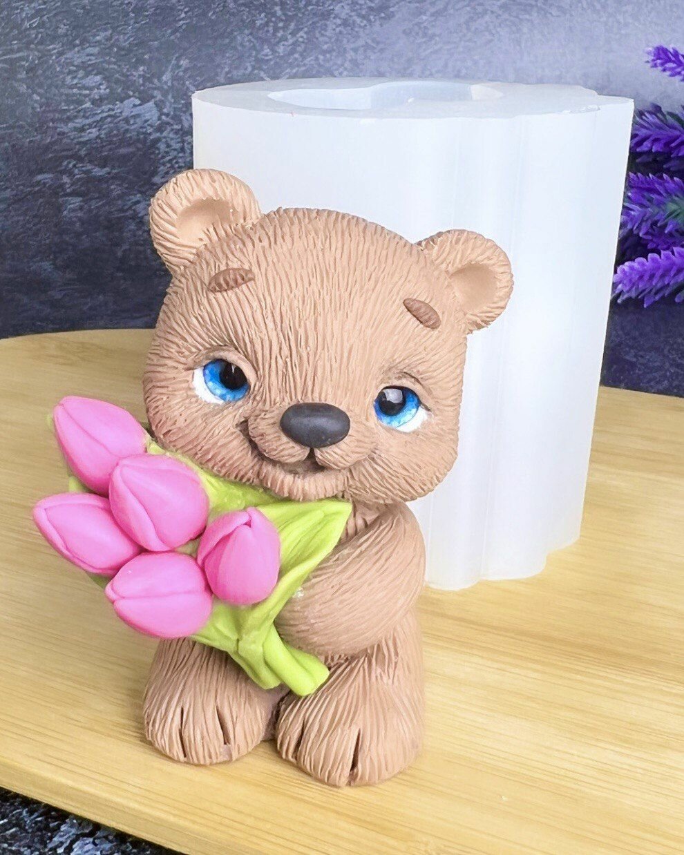 Кондитерский силиконовый молд Мишка с букетом тюльпанов 3Д