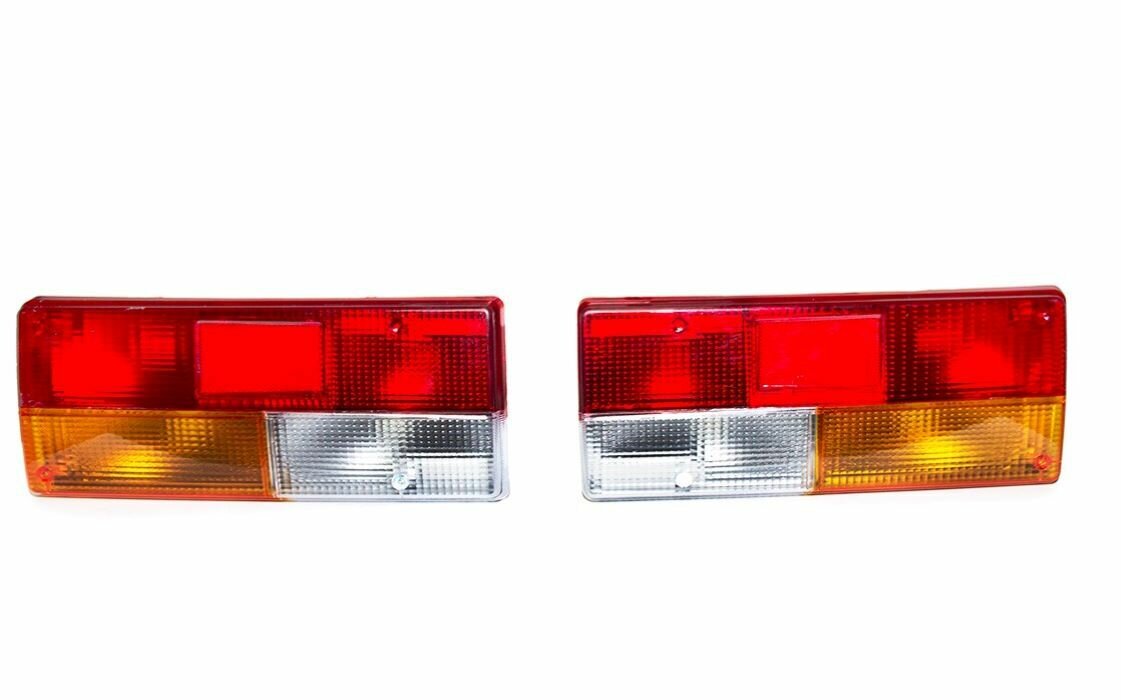 Фонари задние на ВАЗ 2107. Фары на ВАЗ 2107 задние комплект 2шт. В сборе с платами