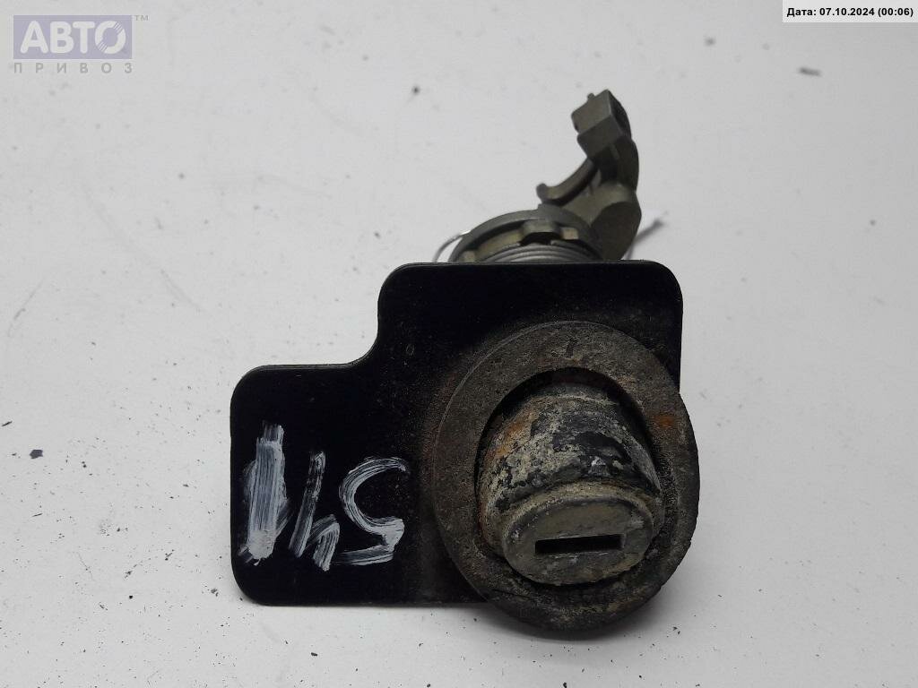 Личинка замка багажника Volkswagen Passat B5+ (GP)