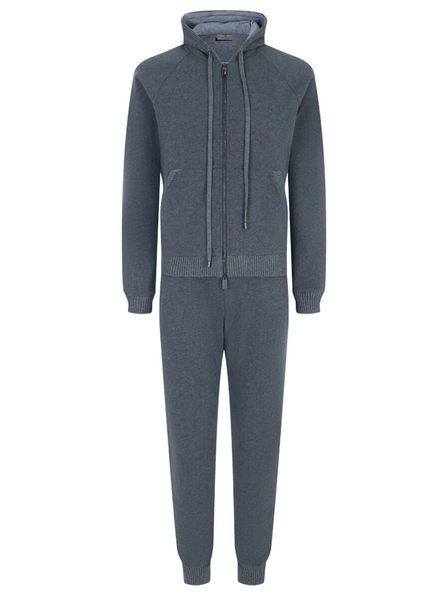 Костюм спортивный