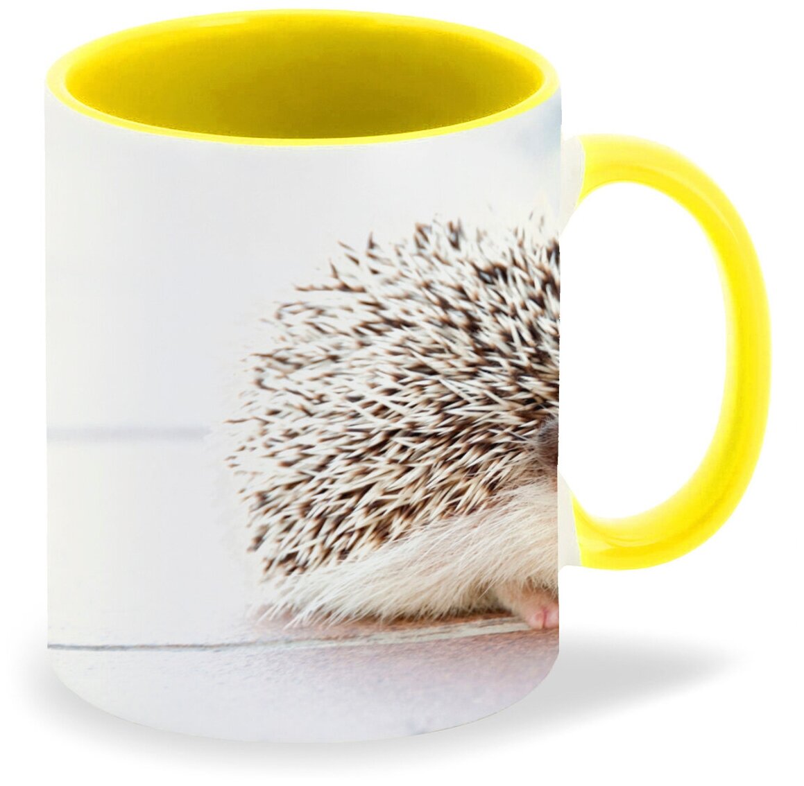 Кружка желтая CoolPodarok Ежик белый фон
