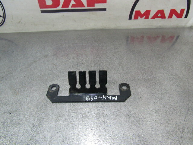 Кронштейн топливных трубок MAN TGS, TGX, TGA