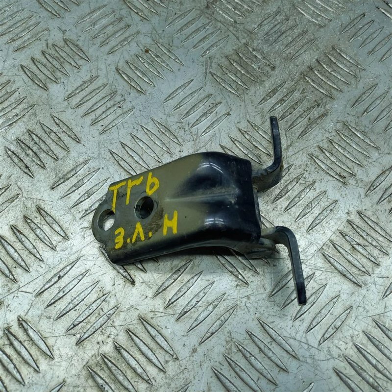 Б/У Петля двери задней левой нижняя Subaru Tribeca / Субару Трибека 3.6 EZ36 256 Л.С. 2007