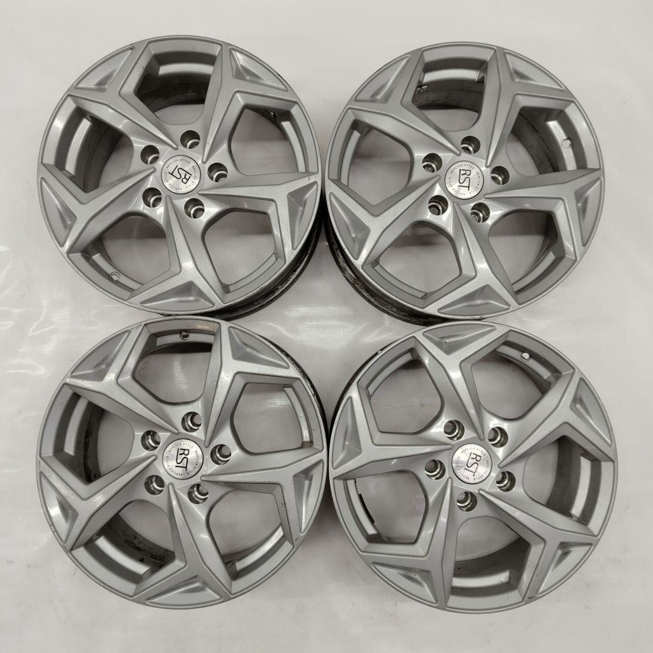 Колесные диски RST 16x6.5 PCD 5x114.3 D67.1 ET38 (Реплика)