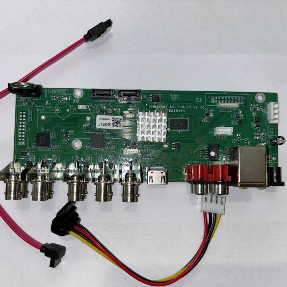 Плата видеонаблюдения гибридная 8 каналов для IP и AHD аналоговых камер до 5 мп REG033