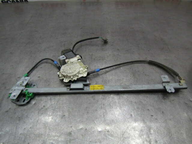 Механизм стеклоподъемника правой двери Merсedes Axor