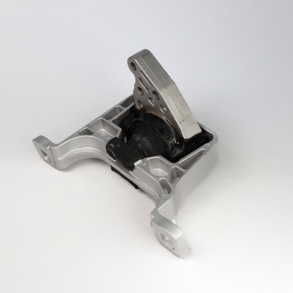 Подушка двигателя Mazda B38M-39-060B