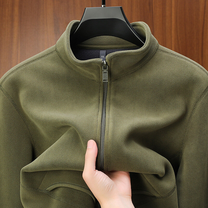 Куртка спортивная