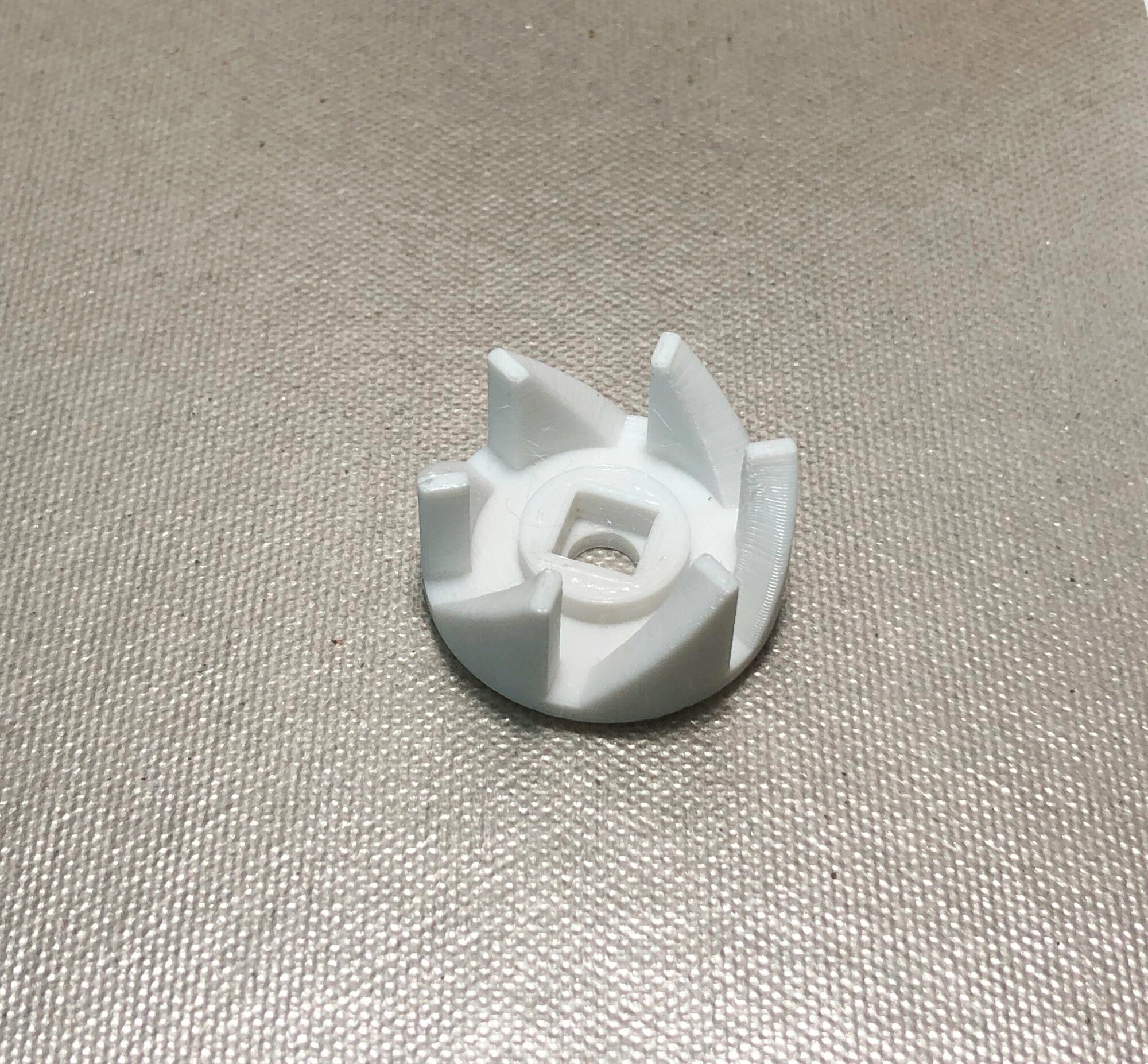 Втулка муфта сцепления подходит к устройствам для блендера Philips 420303594991