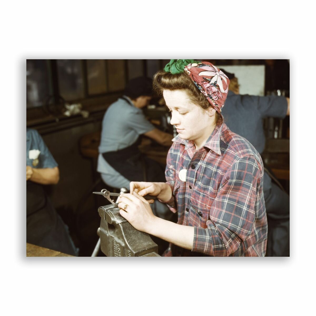 Постер, плакат на бумаге / Ретро фотографии американских рабочих. 1940 год / Размер 30 x 40 см