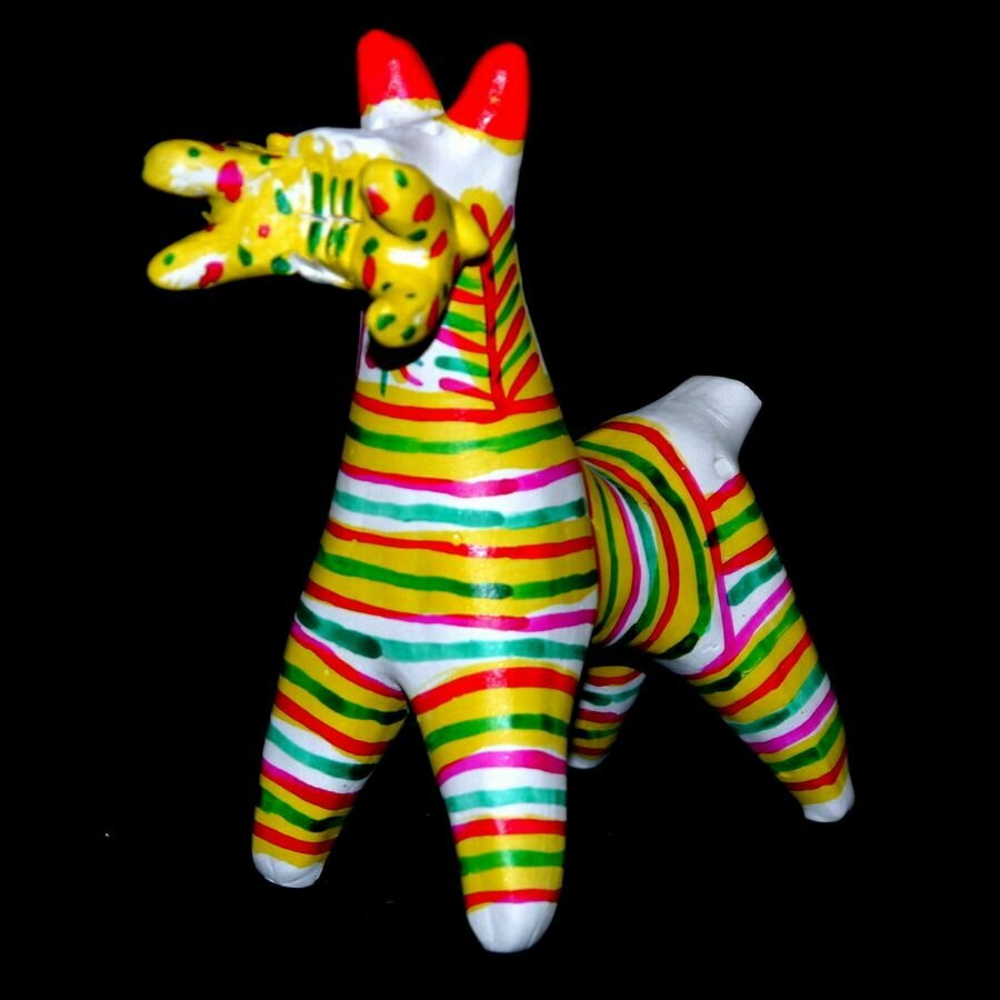 Волк с добычей, Свистулька 10-13 см, Филимоновская глиняная игрушка, ручная авторская работа