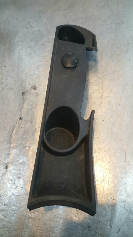 Подстаканник Citroen C4 LC TU5JP4 2004 (б/у)