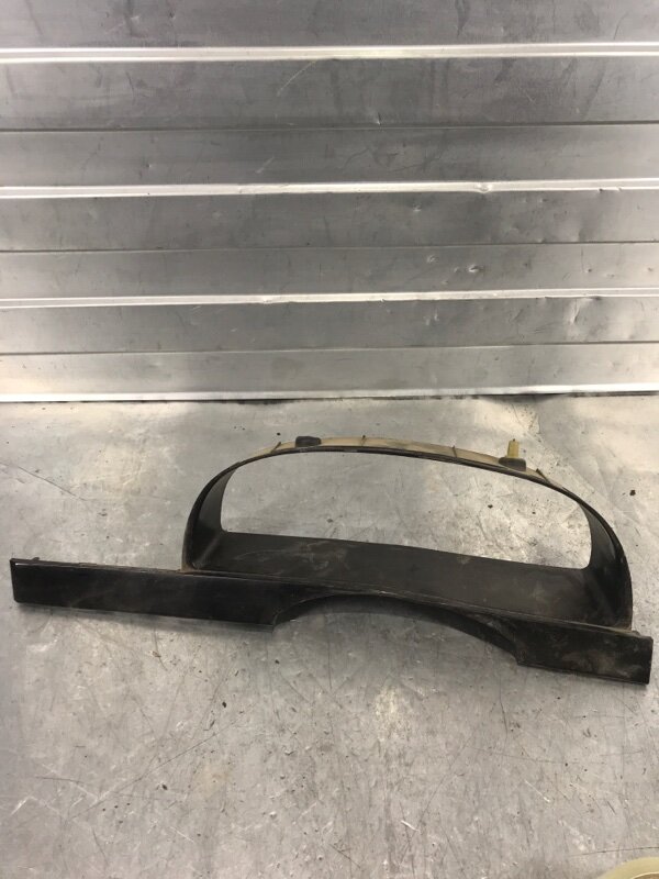 Накладка панели приборов Chevrolet Lacetti J200 F14D3 2004 (б/у) 96453707