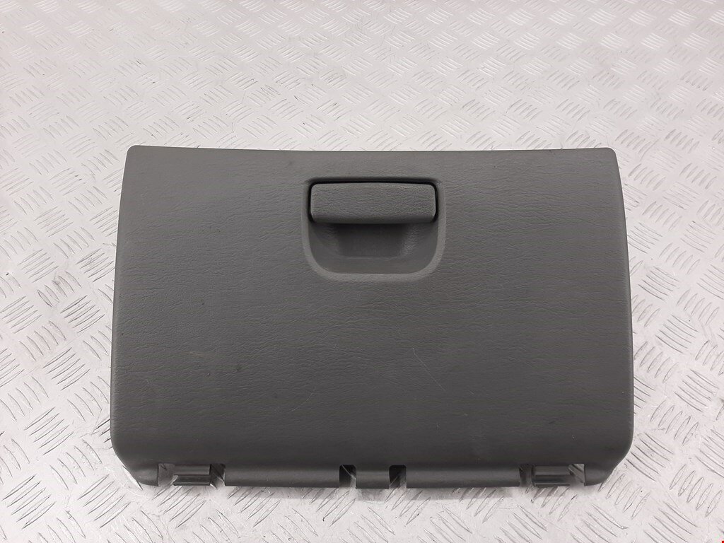 Бардачок (вещевой ящик) Chrysler Voyager 4 5009029AA арт. 775285