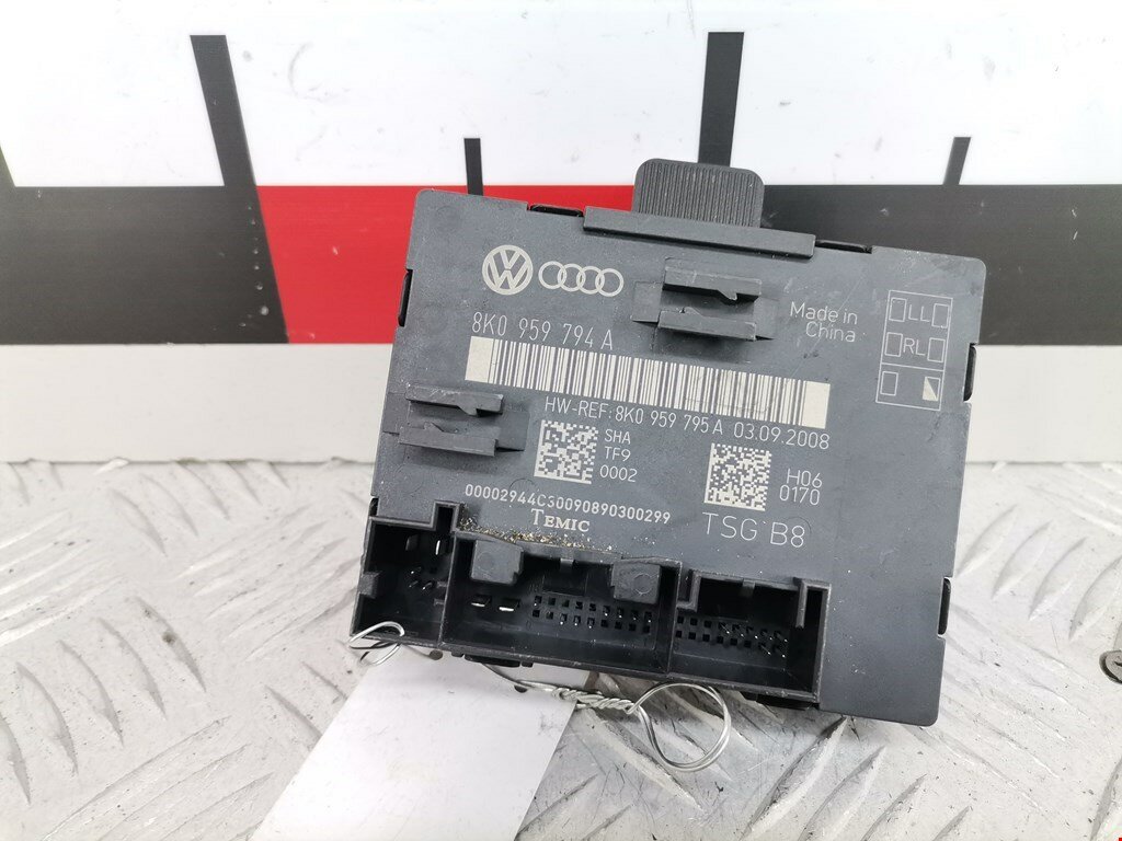 Блок комфорта Audi A4 B8 8K0959794 арт. 1475064
