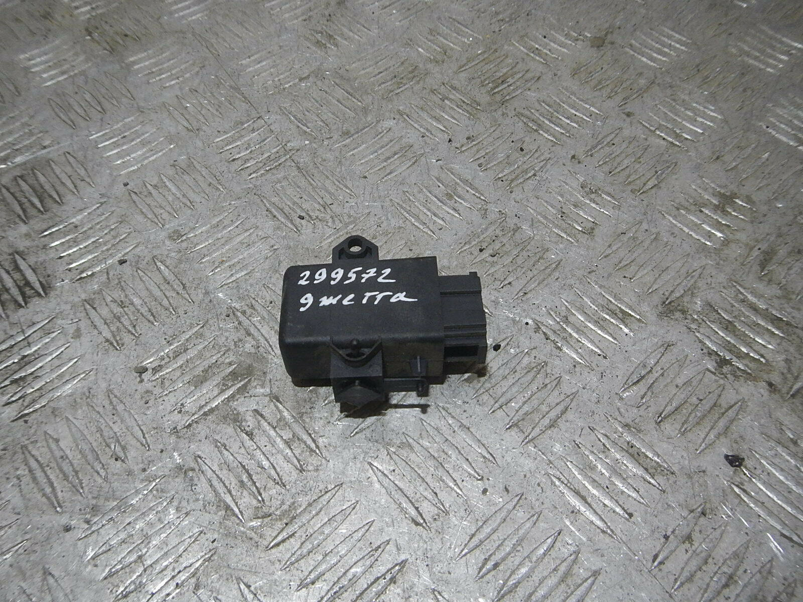 Б/У Блок электронный, Volkswagen (Фольксваген)-JETTA (06-11) VOLKSWAGEN JETTA (06-11) Управления обогрева сиденья Без вид...