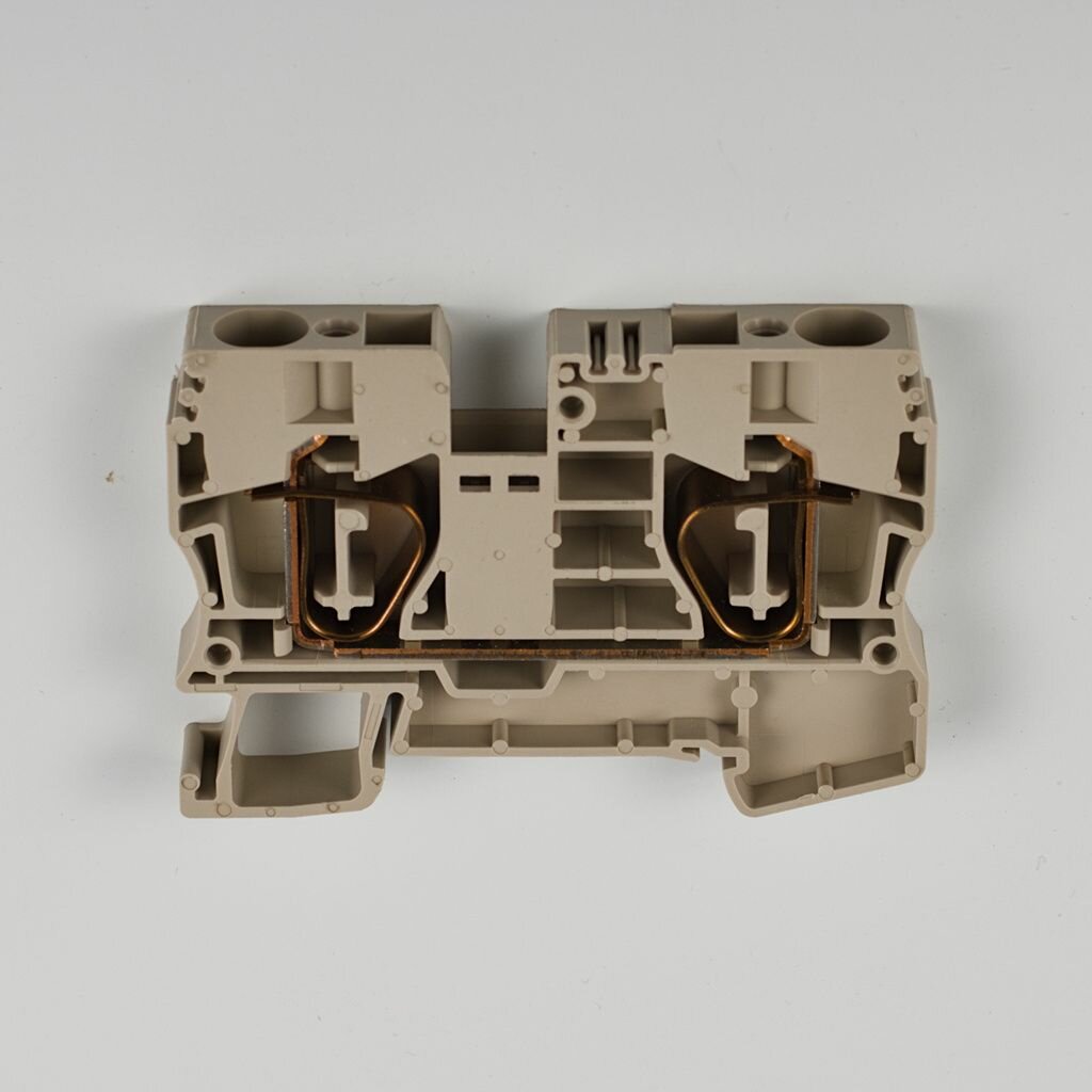 AK10 клемма 10 mm2, 57А, проходная, безвинтовая, Dinkle. цвет бежевый.