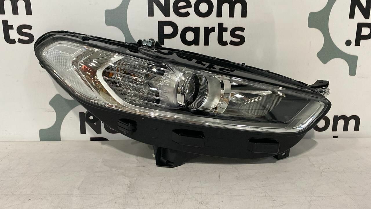Фара правая Ford Mondeo 5 14-22