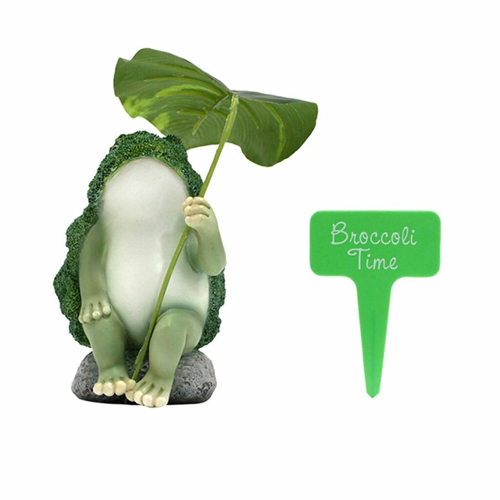 Скульптура лягушки с зонтиком