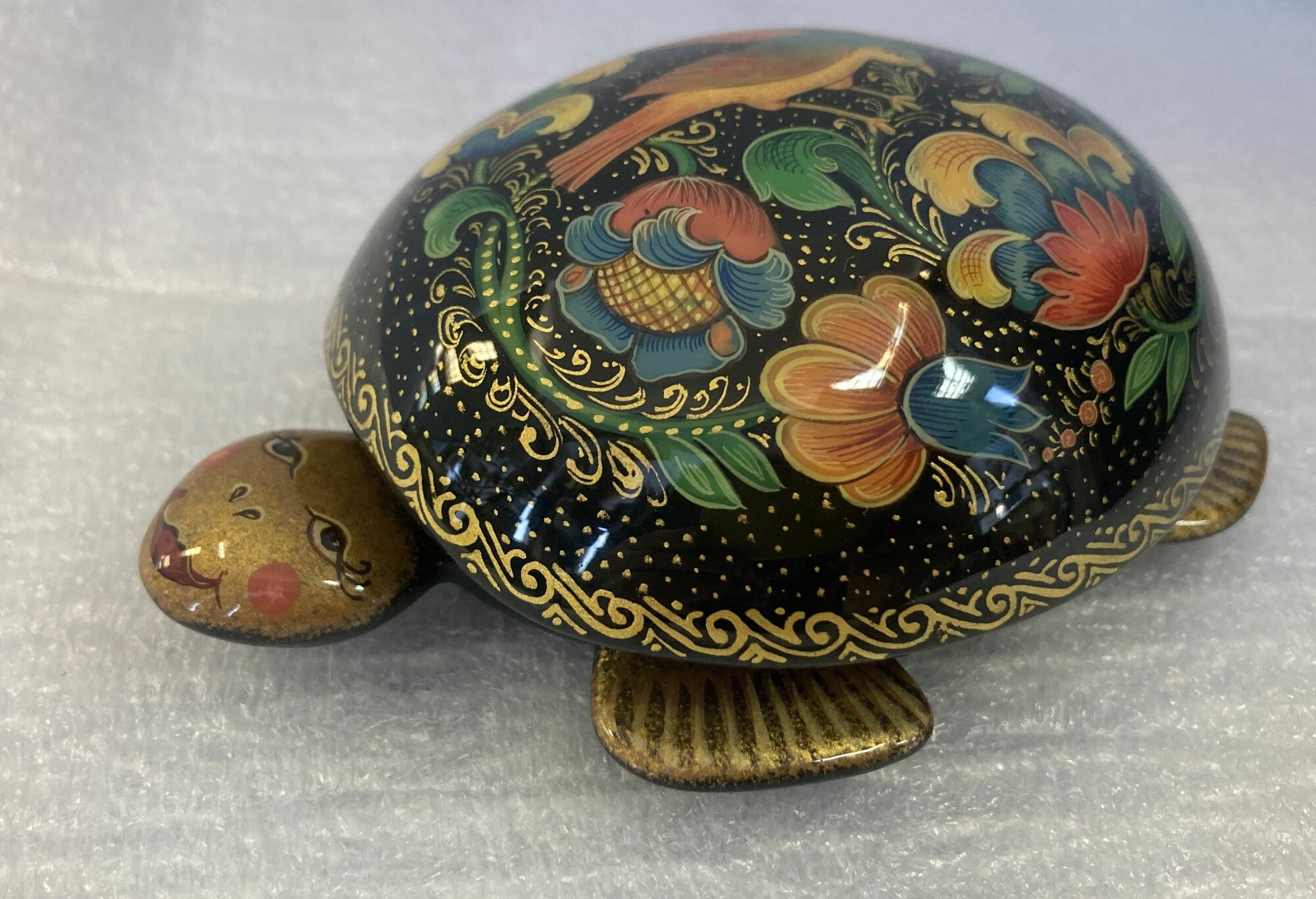 Арт-салон на Октябрьской, шкатулка "Черепаха" малая; 4х10,5х7 см; Лаковая миниатюра Палех; ручная работа;