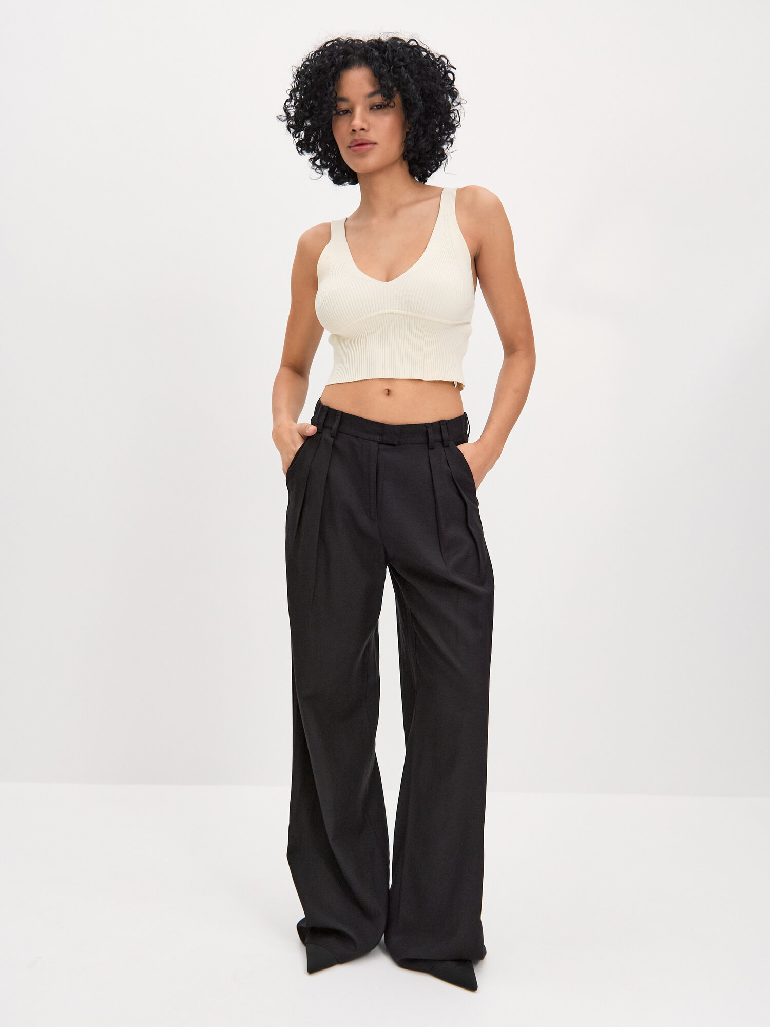 Брюки палаццо Весна-лето 2025