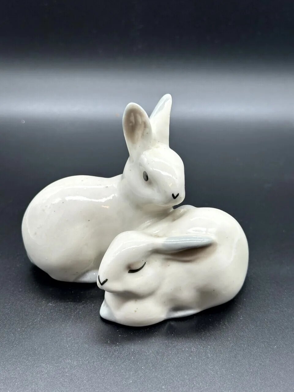Статуэтка фарфор кролики Мфз 1970 год Сссср