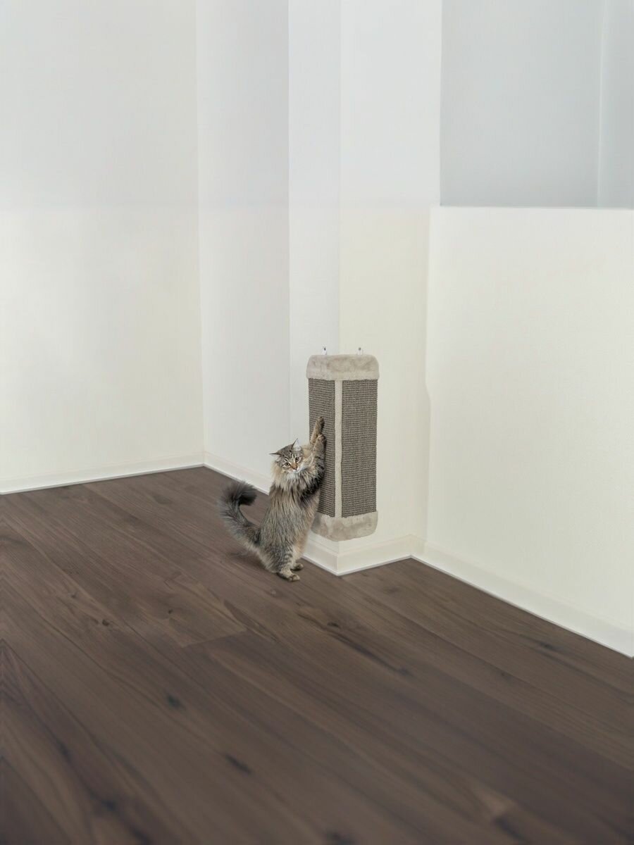 Trixie Когтеточка-доска угловая, 32 х 60 см, светло-серый