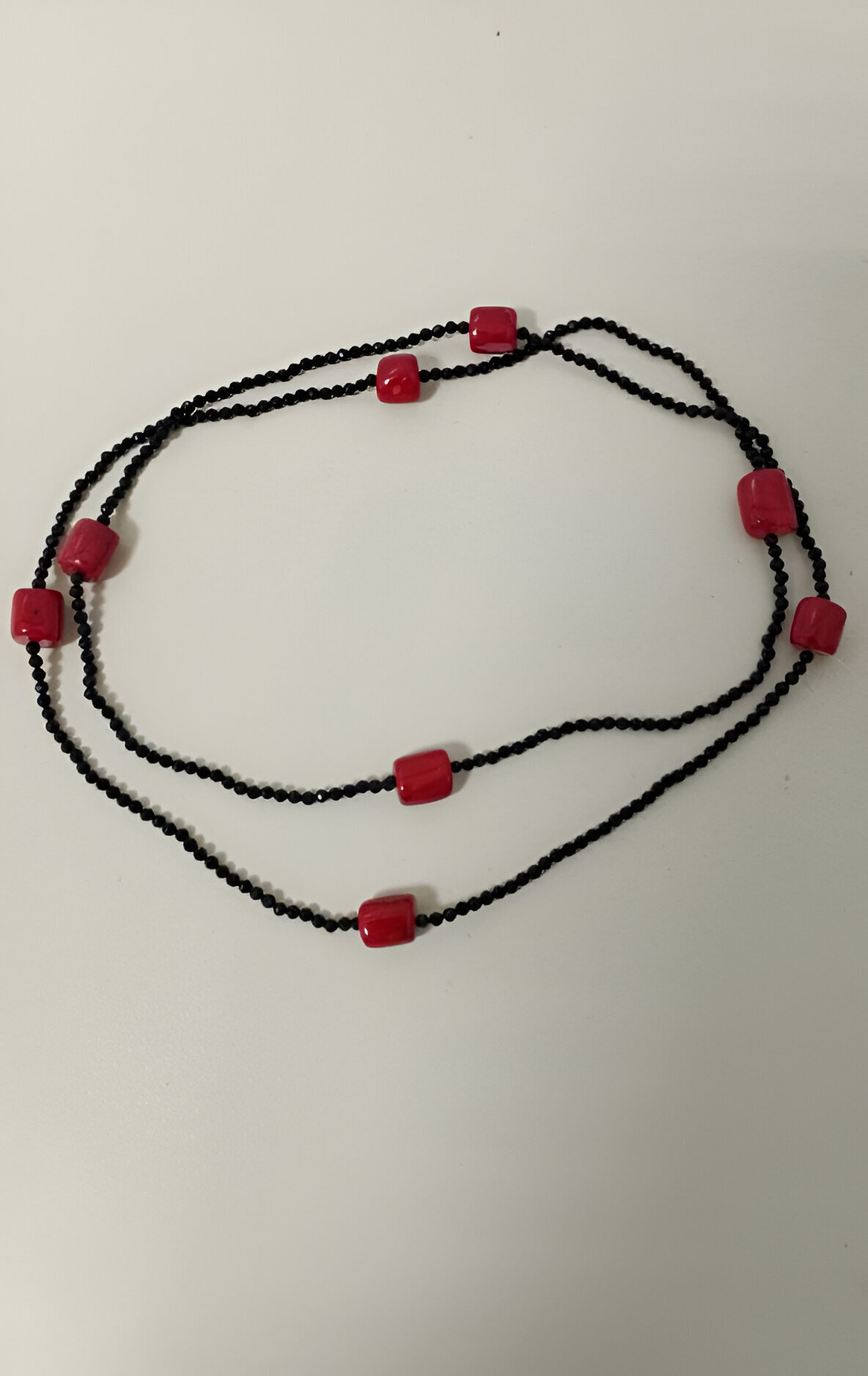 Колье, коралл, шпинель