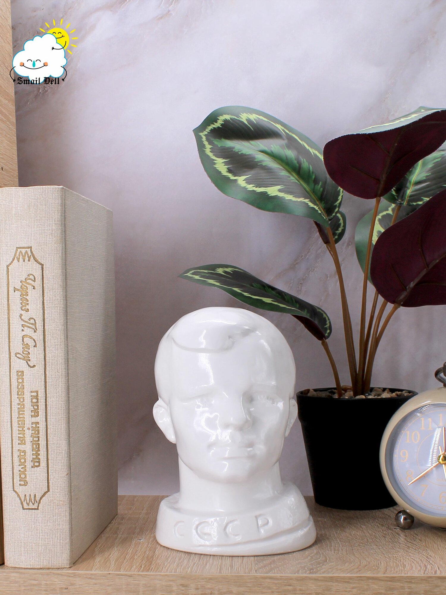 Статуэтка бюст Гагарин Ю. А. 13,5 см, гипс, цвет белый глянцевый