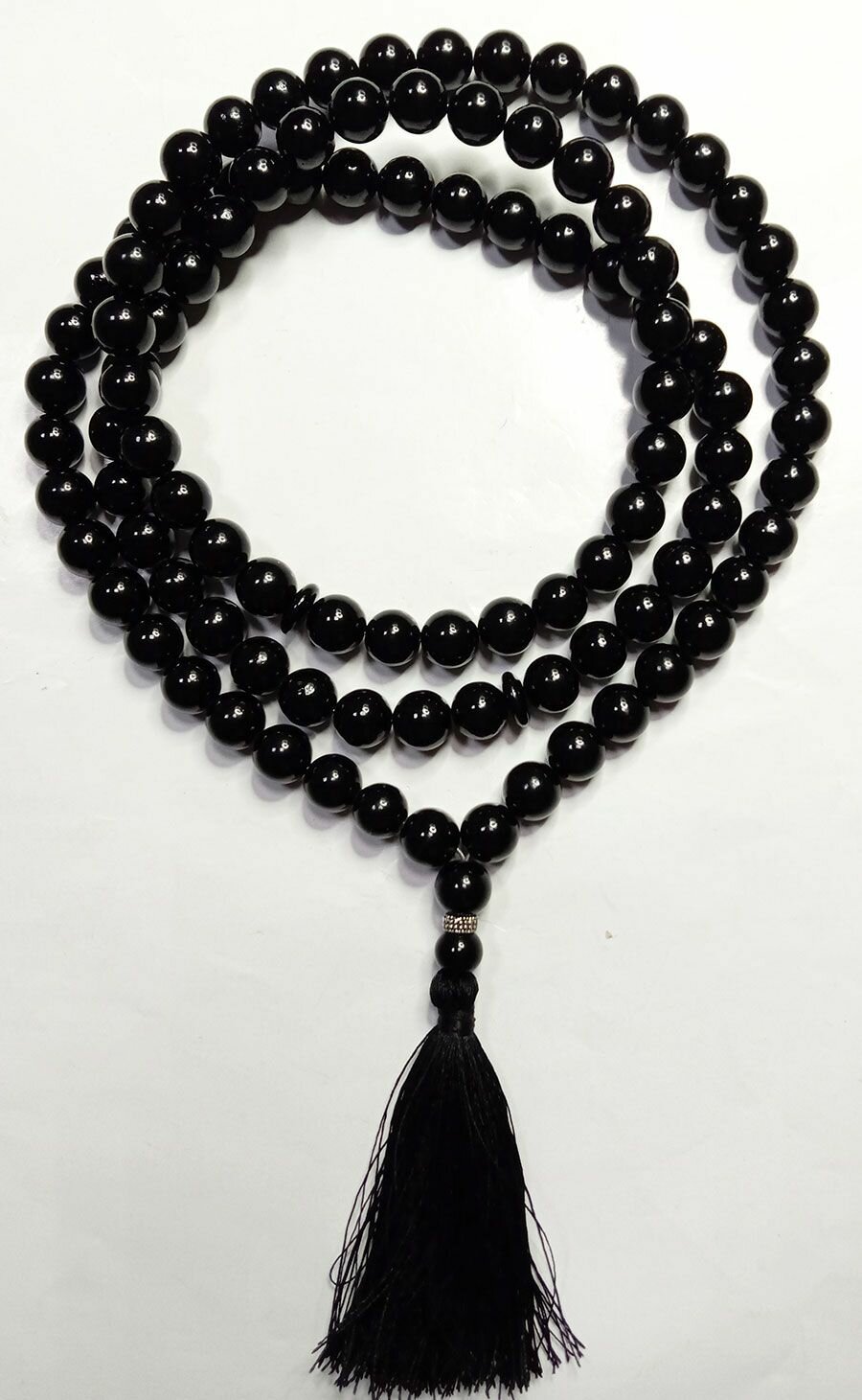 Четки мусульманские из черного агата 99 бусин, диаметр каждой бусины 12 мм. в коробке