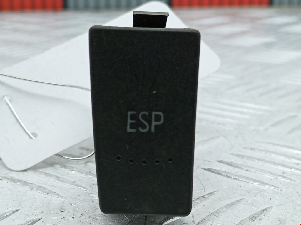 Кнопка антипробуксовочной системы Volkswagen Passat 5 GP 3B0927134A арт. 1815295